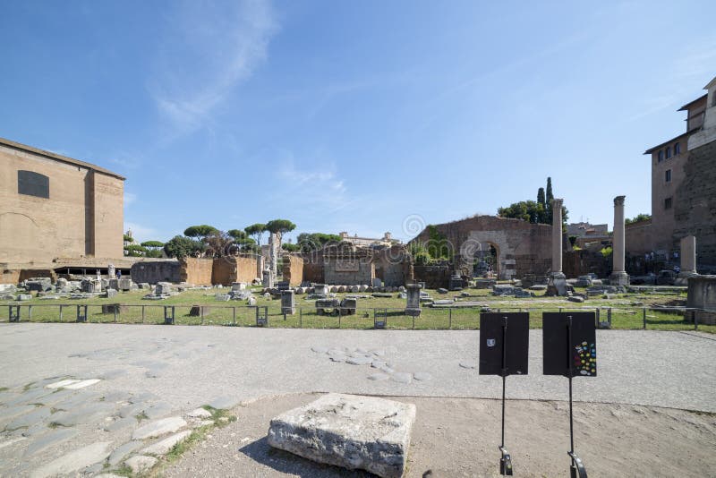 View of the Ancient Structures of the Roman Forum Editorial Stock Image ...