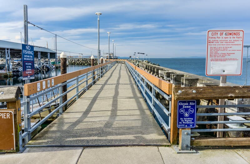 Edmonds Pier Architecture 7 Stock Photo - Image of ocean, wharf: 270060248