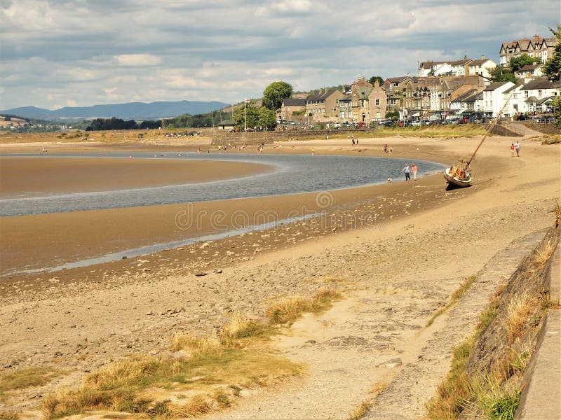 Arnside and the Kent River Estuary at Low Tide, Cumbria Stock Photo ...