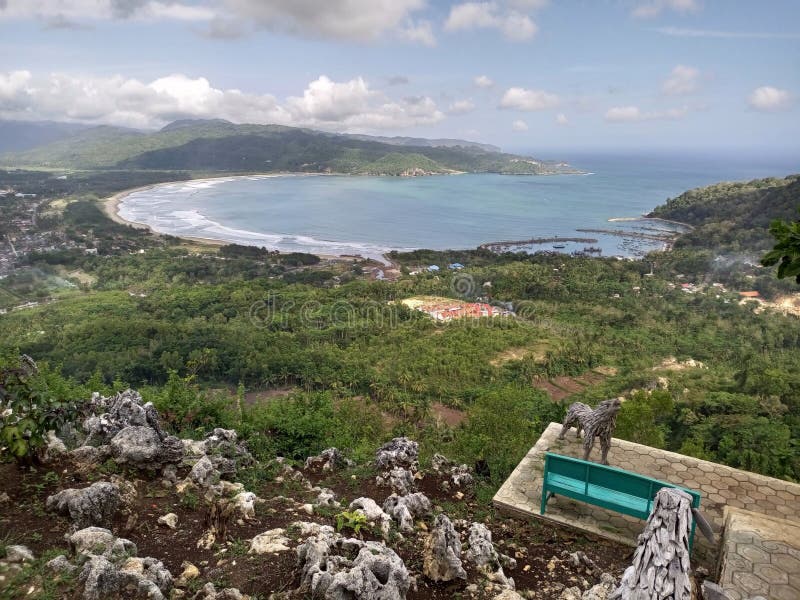 The Great Resorts and Vacation Stock Photo - Image of lake, java: 290120976