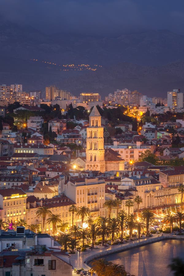 Beautiful Split Rock Lighthouse on Lake Superior Stock Image - Image of ...