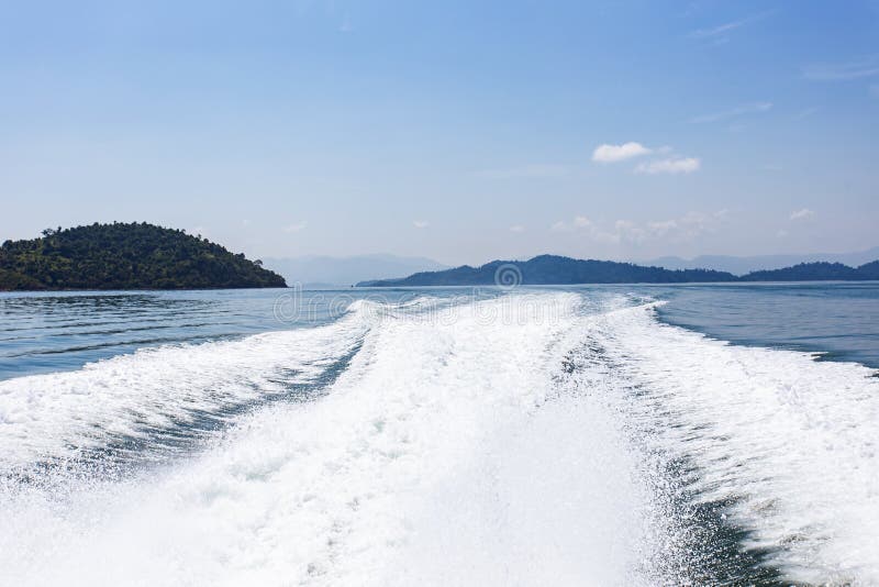 572 View Waves Behind Boat Stock Photos - Free & Royalty-Free Stock ...