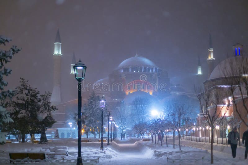 View of the Blue Mosque in the Snowy Winter. Istanbul, Turkey Stock ...