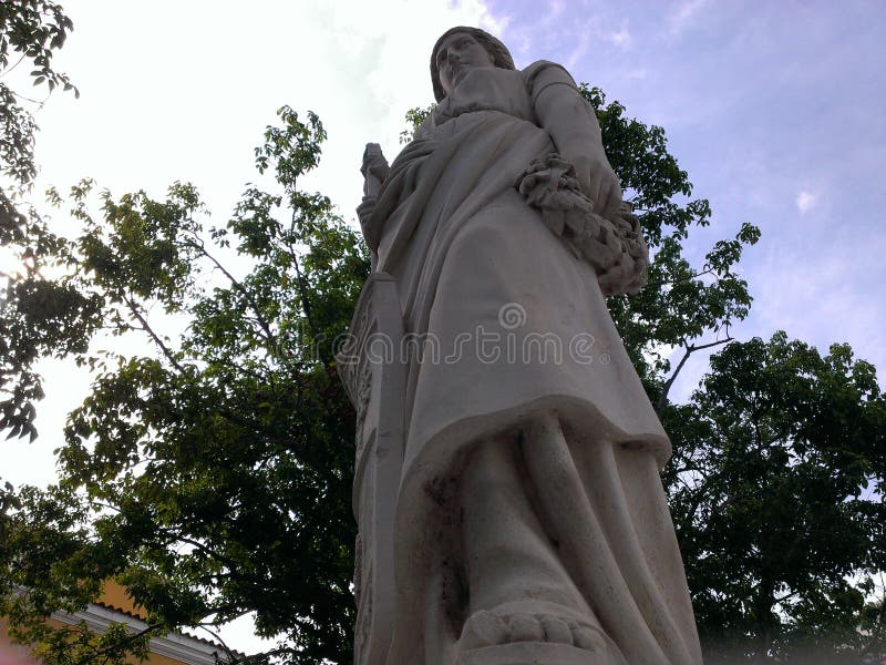 White statue stock image. Image of bottom, view, woman - 124697617
