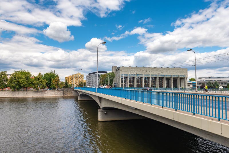 Bridge of Peace and University Library in Wroclaw, Poland Stock Image ...