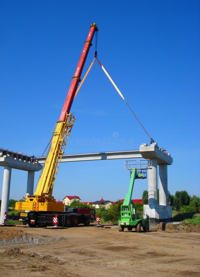 Crane fixed the beam stock image. Image of building - 111992509