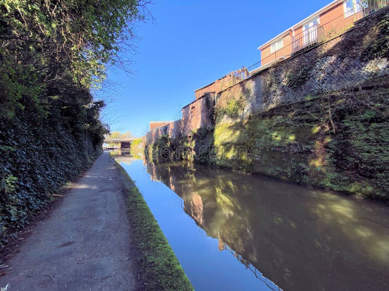 Chester Canal. Chester. England Stock Image - Image of green, alley ...
