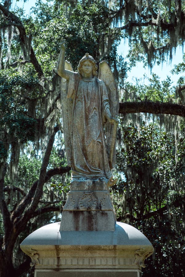 Cemetery Statuary Statue Bonaventure Cemetery Savannah Georgia Stock ...