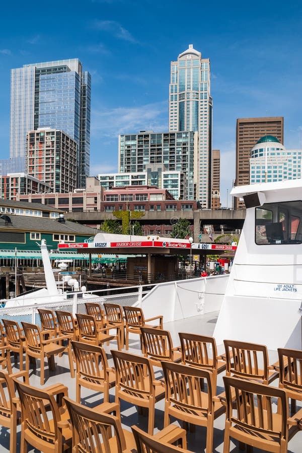 View of Central Waterfront and Downtown Seattle Editorial Photo - Image ...