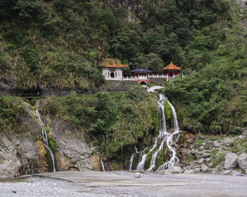 Qingchong Temple Stock Photos - Free & Royalty-Free Stock Photos from ...
