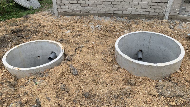 Concrete Sewage Tank Installation Process Stock Photos - Free & Royalty ...