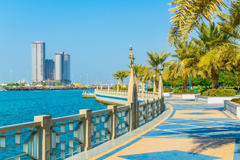 115 Beautiful Promenade Corniche Park Abu Dhabi Uae Stock Photos - Free ...