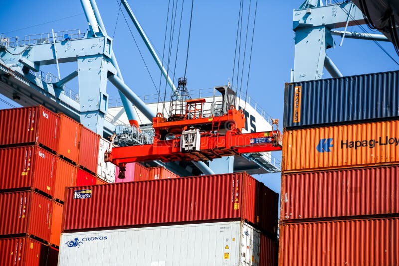 Unloading containers editorial stock image. Image of crate - 178012599