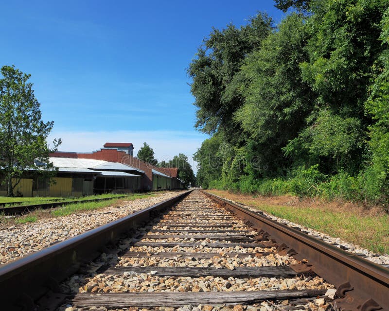 View Down Parallel Train Tracks Stock Image - Image of house, parallel ...