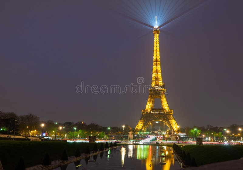 View of the Eiffel Tower at Night with Reflection in the Pond. Long ...