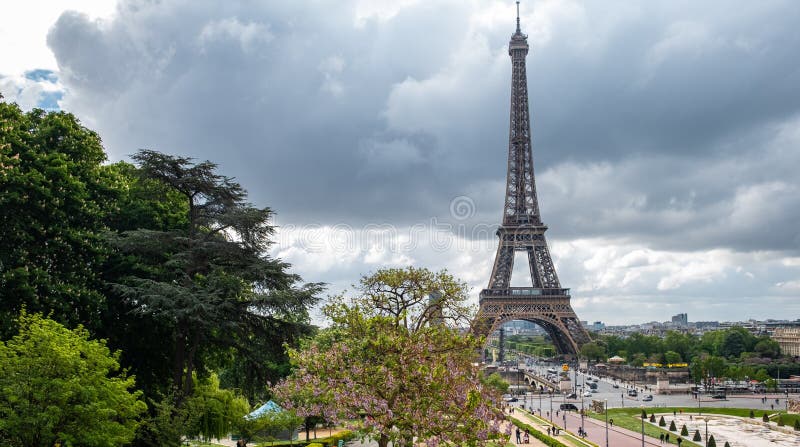 Overcast Spring Day in Paris Editorial Stock Photo - Image of house ...