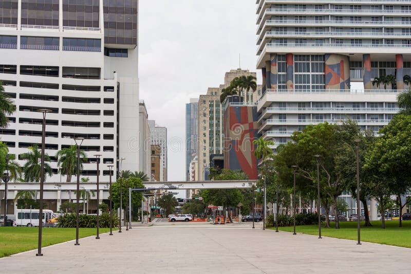 View of Flagler Street from Bayfront Park Miami Editorial Stock Image ...