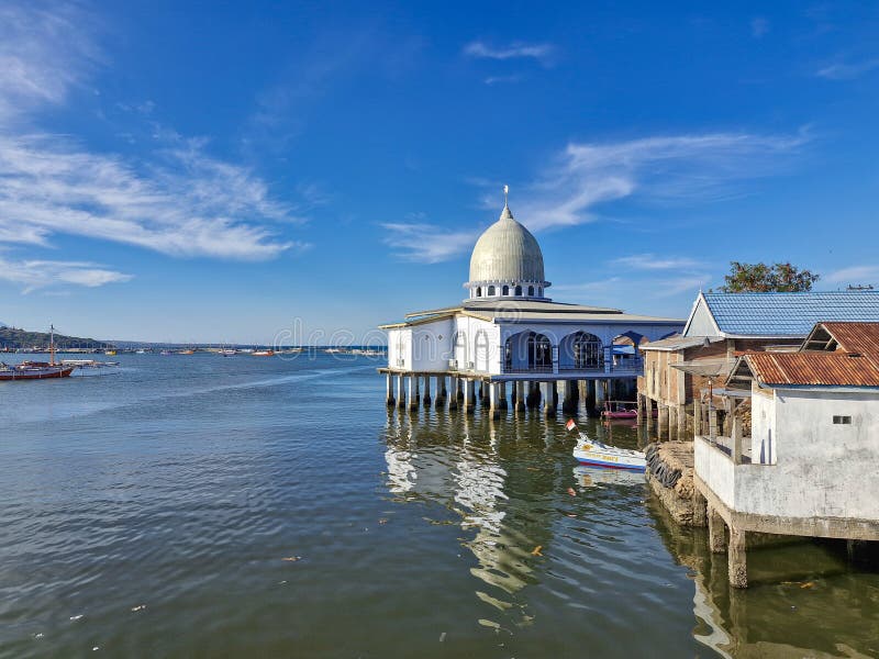 View of Floating Mosque on the Sea Stock Photo - Image of religious ...