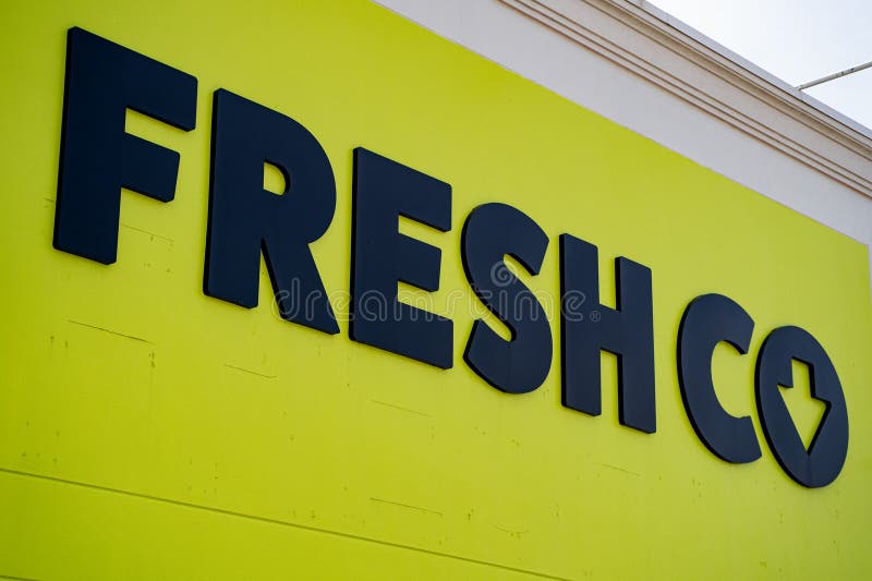 View of FreshCo Storefront Exterior in Brampton. Editorial Stock Image ...