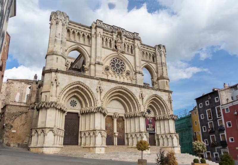 View at the Front Facade Building at the Cuenca Cathedral, an Amazing ...