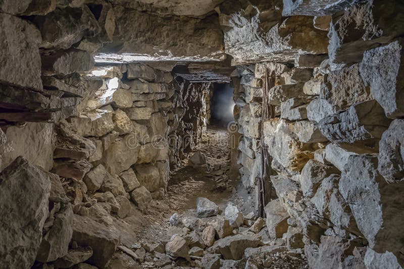 A Gallery of Old Limestone Mine Stock Photo - Image of gallery, inside ...