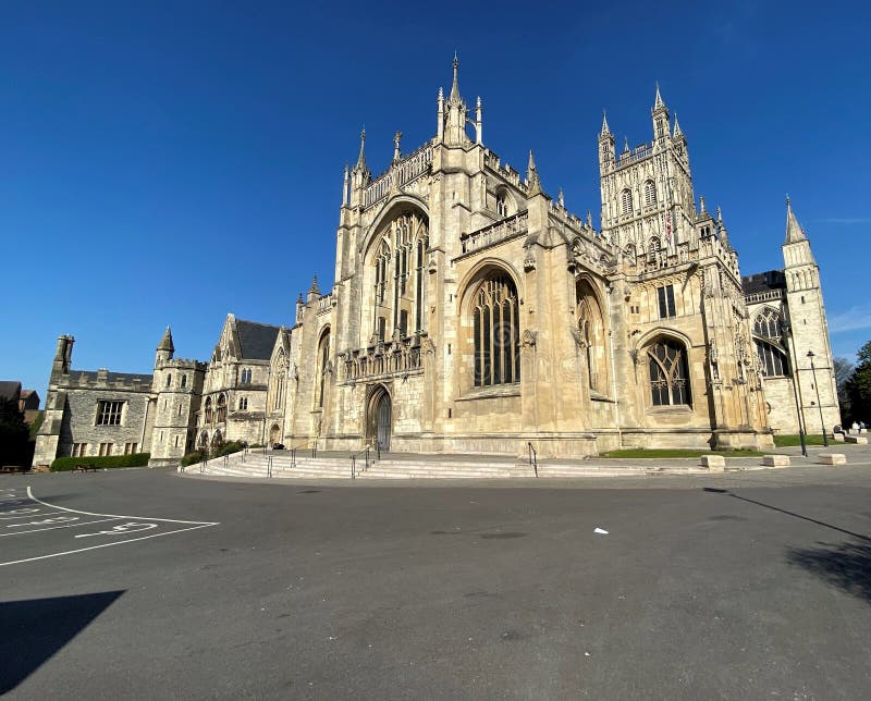 A View of Gloucester Cathedral Editorial Photography - Image of ...
