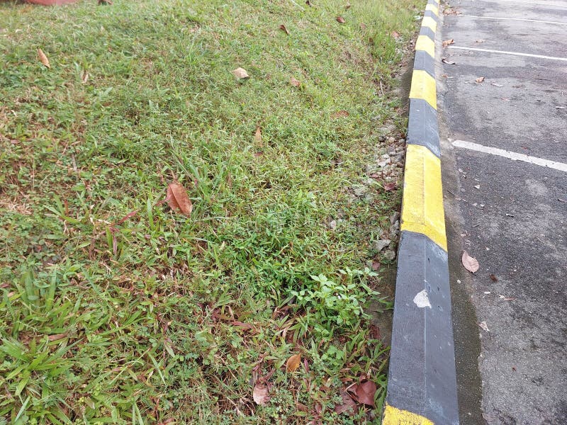 407 Green Road Divider Stock Photos - Free & Royalty-Free Stock Photos ...