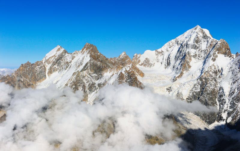 View on Height Mountains Peak Stock Photo - Image of asia, highest ...