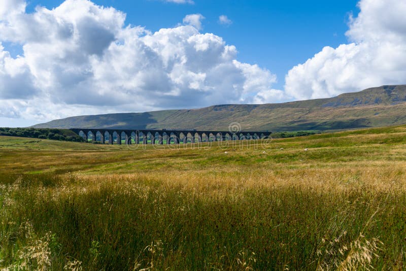View of the Historic Ribblehead Viaduct in North Yorkshire Stock Photo ...