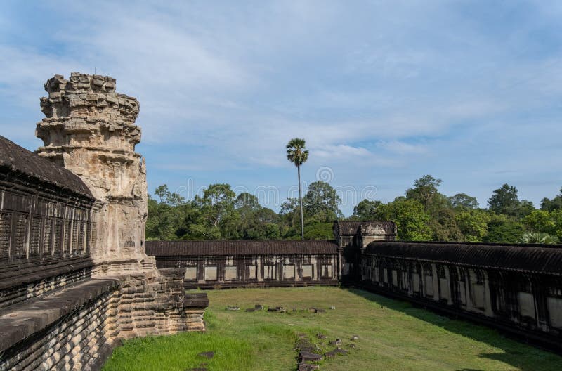 The View Inside the Biggest Temple Complex in the World - Angkor Wat ...