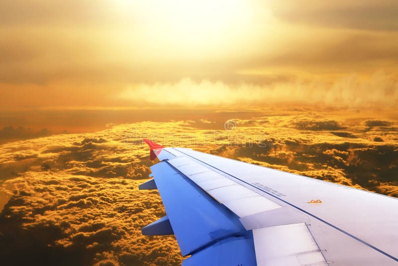 View of Jet Plane Wing with Cloud Stock Photo - Image of cloud ...