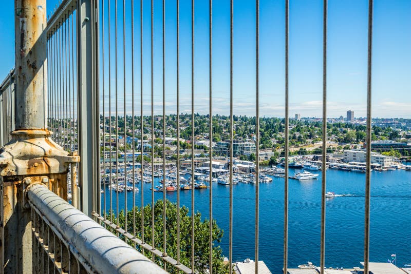 Bridge over Lake Union stock photo. Image of structure - 26862916