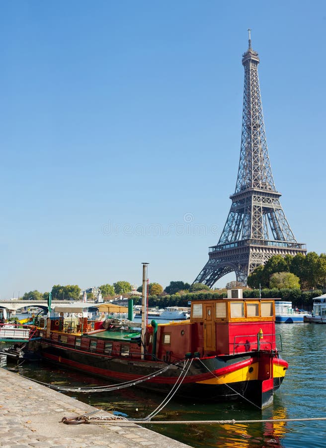 View of a Living Barge on the Seine in Paris Stock Photo - Image of ...