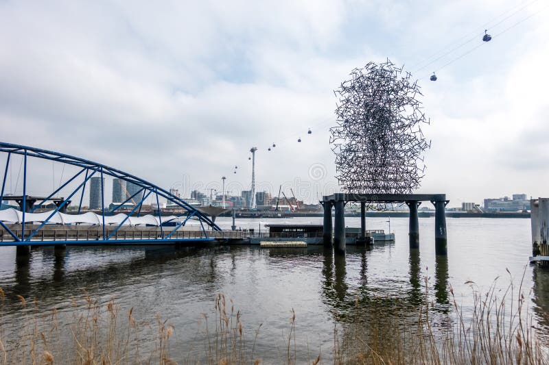 View of the London Cable Car Over the River Thames Editorial Photo ...