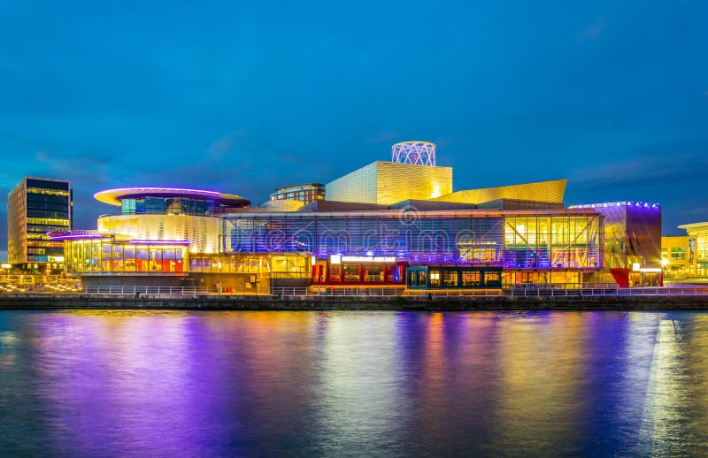 View of the Lowry Theater in Manchester during Sunset, England ...