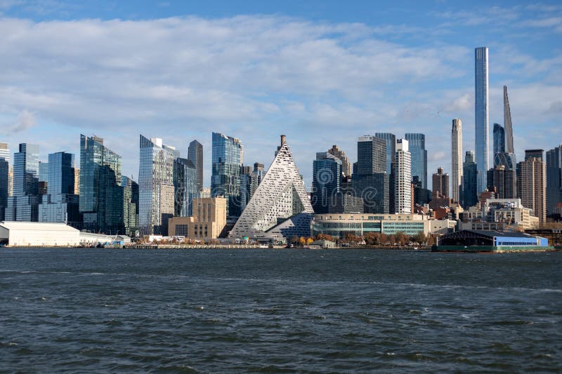 Manhattan Skyline with VIA 57 West from the Hudson River Editorial ...