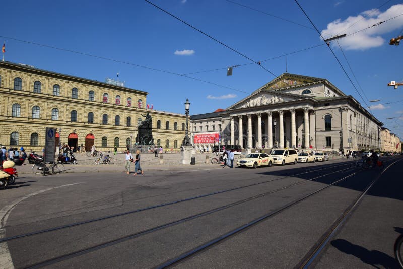 View in the MAX-JOSEPH-PLATZ Square in Munich, Germany Editorial Stock ...