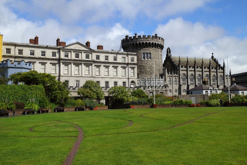 View of the Medieval Castle of Dublin Stock Photo - Image of courtyard ...