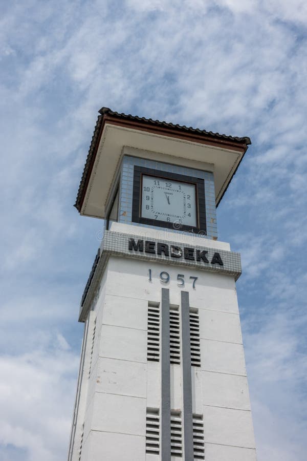 Merdeka 1957 Kulim Clock Tower Editorial Stock Image - Image of cave ...