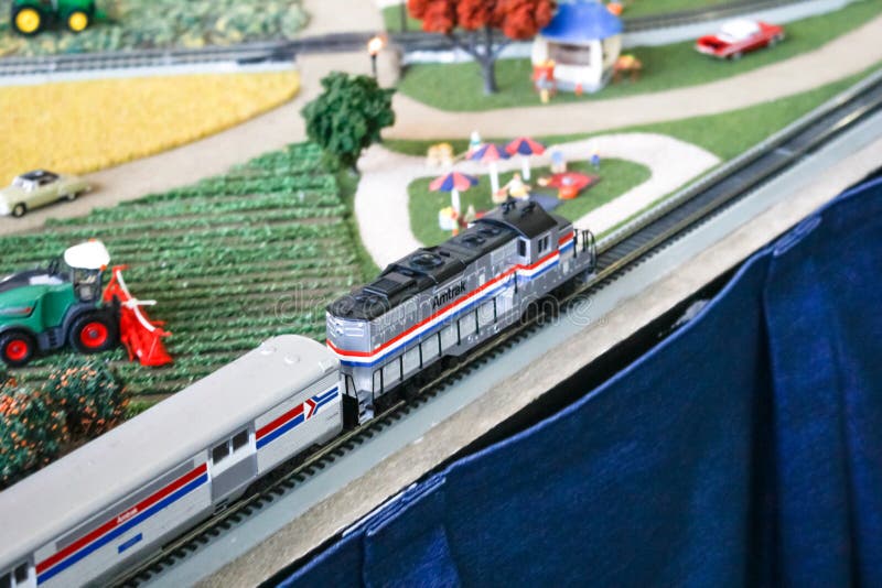 Amtrak train set editorial stock photo. Image of model - 178011353