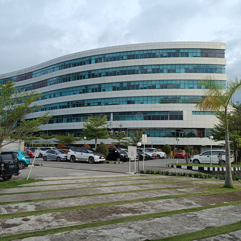 View of Modern Hospital Building, Construction Editorial Image - Image ...