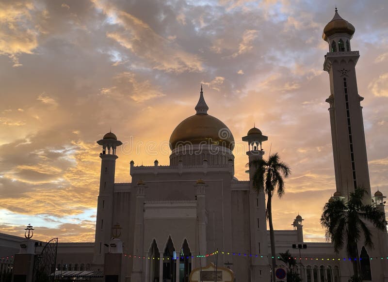 A View of a Mosque in Brunei Stock Image - Image of undefined, tower ...