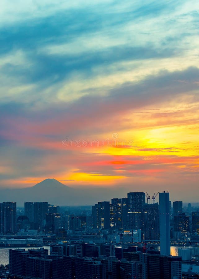View of Mount Fuji from Tokyo Stock Image - Image of snow, background ...