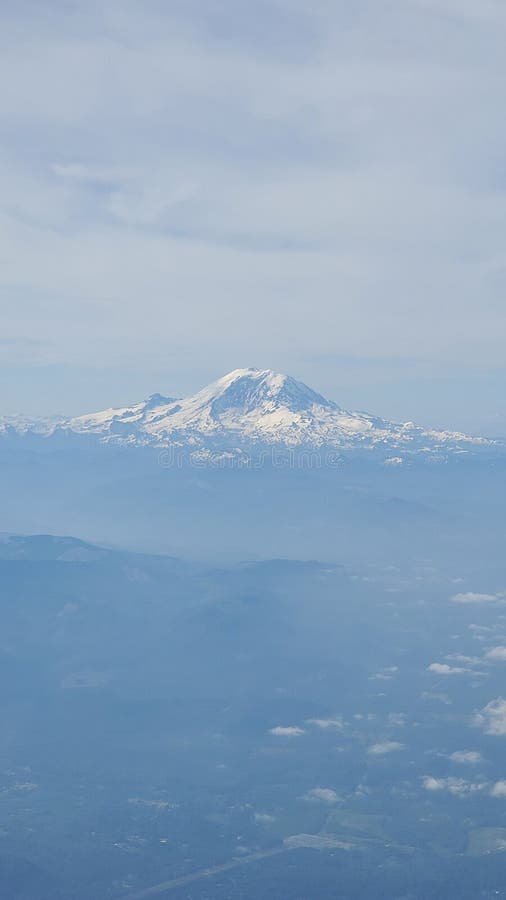 View of Mount Rainier from Plane Stock Photo - Image of leaves, state ...