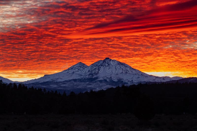 188 Sunset Mountain Bend Oregon Stock Photos - Free & Royalty-Free ...