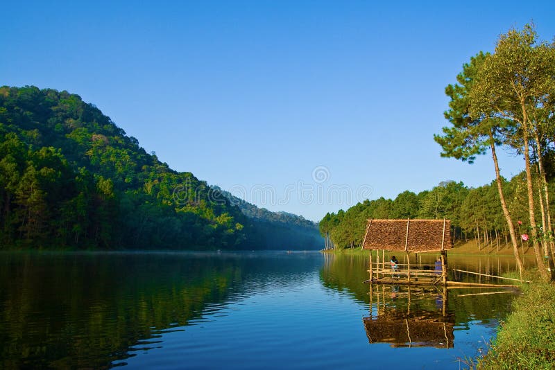 Hillside Lake Scene in Hubei Stock Image - Image of forest, wudang: 4512897