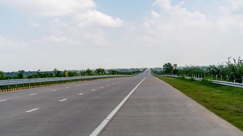 Agra Lucknow Expressway stock image. Image of highway - 255076445