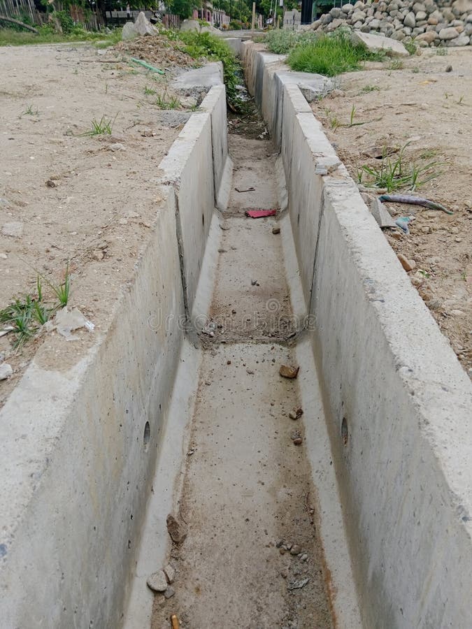 Drainage channel stock image. Image of floating, marginal - 77640693