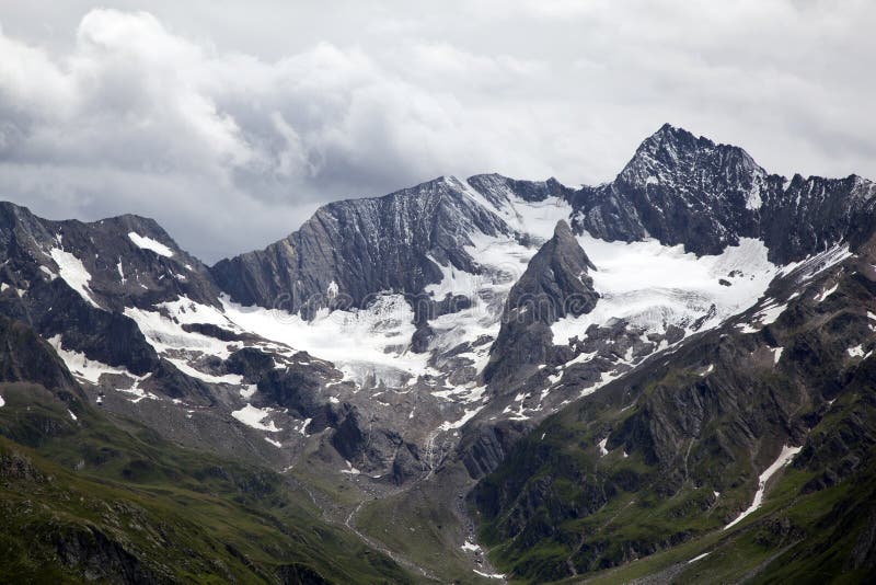 View onto the Oetztal Alps stock photo. Image of mountain - 15412896
