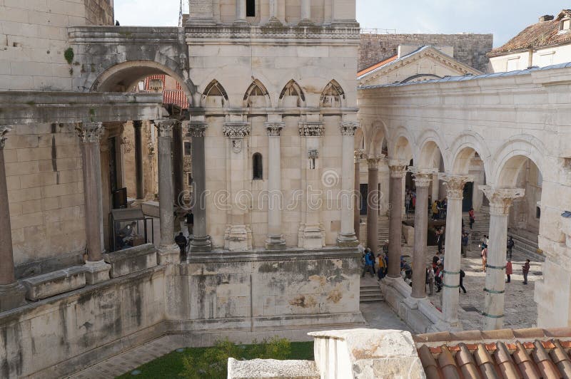 View Onto Prothyron and Peristyle at the Diocletian Palace Editorial ...